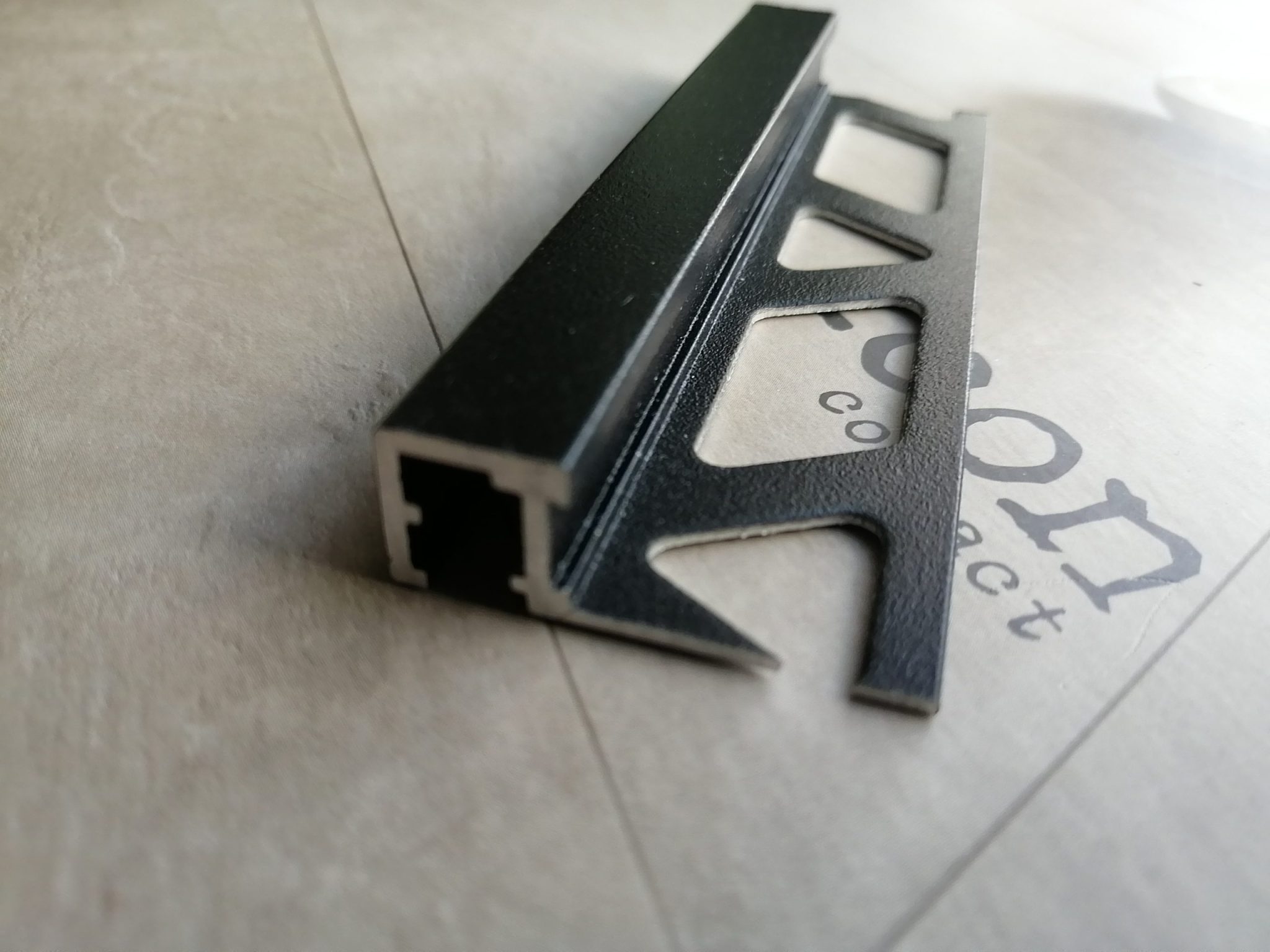 Coltar faianta aluminiu negru mat Squarejolly SJ-A65 - supertech